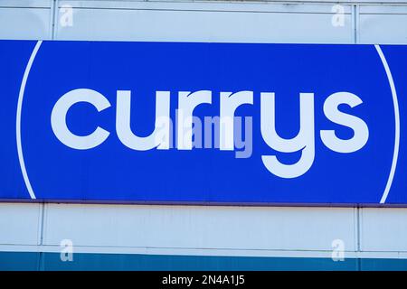 Currys store sign and logo England Uk Stock Photo - Alamy