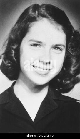 Girl. Photo in April 1946. Flicka. Foto i april 1946 Stock Photo - Alamy