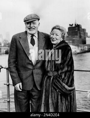 Ernest Hemingway And Mary Welsh MARY HEMINGWAY DIES AT 78; WROTE OF