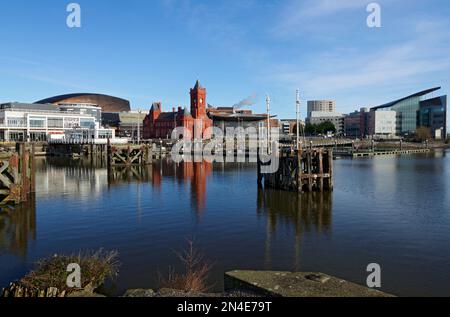 Victorian Pierhead Building Senedd Building and old wooden Dolphins ...