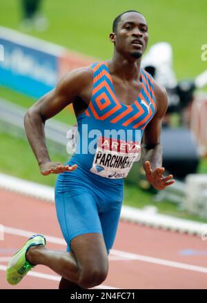 Hansle PARCHMENT winning in the 110m hurdles at the World Athletics ...