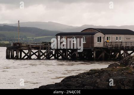 Salen pier, Salen, Mull, Scotland with holiday let building Stock Photo ...