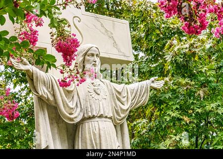 Scared Heart statue of Jesus in the Meditation Garden at Graceland, the ...
