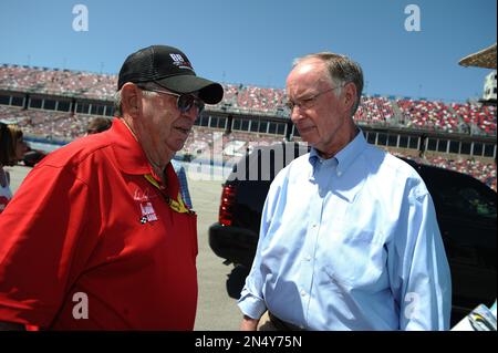 Alabama Talladega Superspeedway Aaron's 499 NASCAR Nextel Cup Series ...