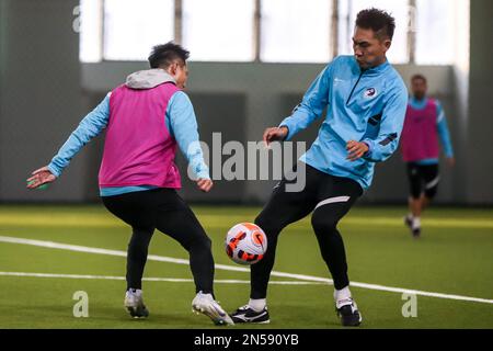 Dalian Professional Football Club conducts the first winter training to ...