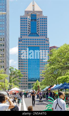 Pittsburgh Downtown: Granite-and-glass-clad Fifth Avenue Place, with ...