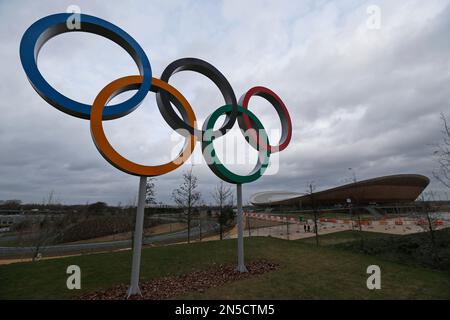 The Velodrome in London's Olympic Park, Stratford Stock Photo - Alamy