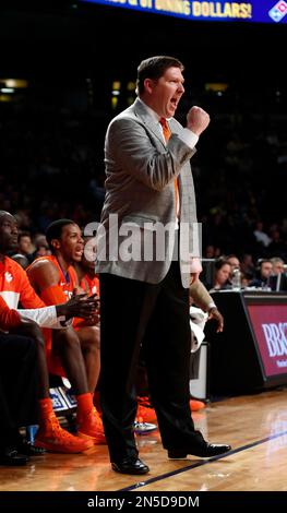 Clemson head coach Brad Brownell yells in the second half of an NCAA ...