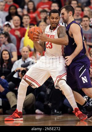 Ohio State's Amir Williams, left, works for a rebound against Morgan ...