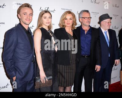 Elizabeth Olsen, left, and Jessica Lange, cast members in "In Secret ...
