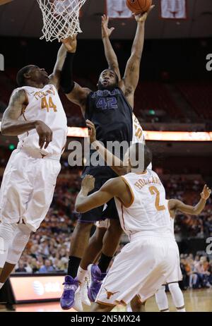 Kansas State's Thomas Gipson (42) battles Oklahoma's Ryan Spangler ...