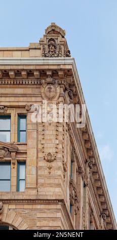 Pittsburgh Downtown: The Pennsylvanian’s Beaux Arts terra-cotta details ...