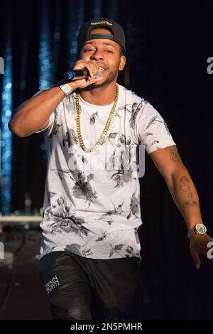 Singer Eric Bellinger performs on stage during filming of SKEE Live on ...