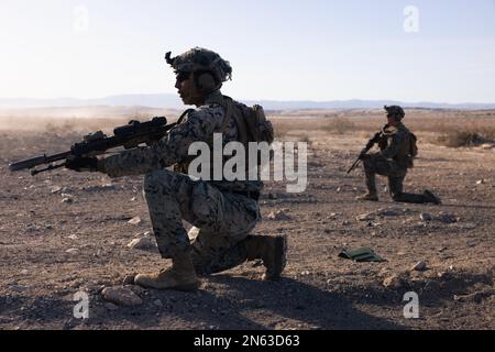 U.S. Marines with 3d Littoral Combat Team, 3d Marine Littoral Regiment ...