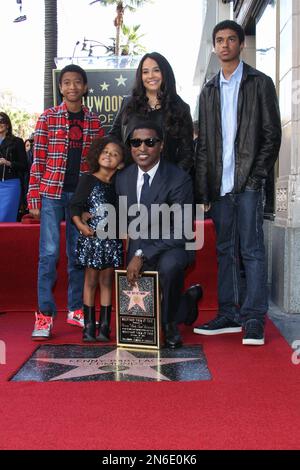 Kenny "Babyface" Edmonds poses with his family (children Brandon, Dylan ...