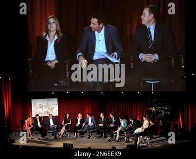 HENRY CZERNY, EMILY VANCAMP, MADELEINE STOWE POSTER, REVENGE, 2011 ...