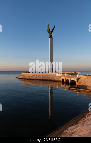 Angel Maya statue, Malecon, Unesco world heritage site the historic ...