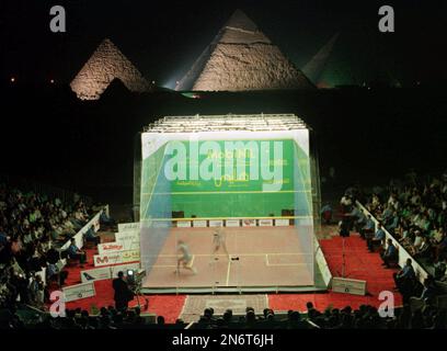 Pyramids, Giza 1998 Stock Photo - Alamy