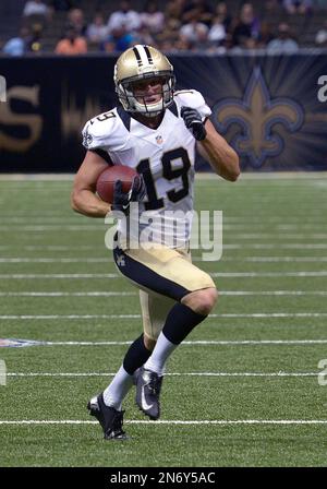 New Orleans Saints Tim Toone #19 warms up prior to his game against the ...