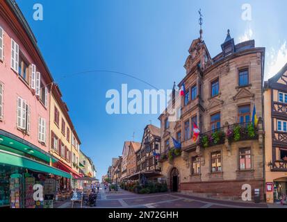 Saverne [Zabern, Zawere), half-timberd house 'Maison Katz', Town Hall ...