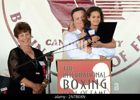 Ida Gatti, left, mother of former world champion boxer Arturo Gatti ...
