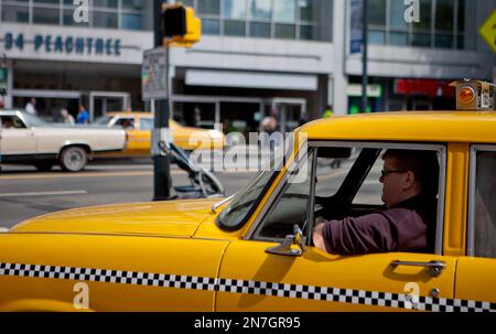 Vintage New York City Checker Taxi Cab Stock Photo - Alamy