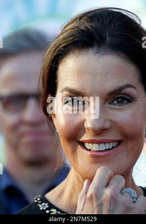 CSI:NY' actress Sela Ward and her daughter Anabella Sherman out ...