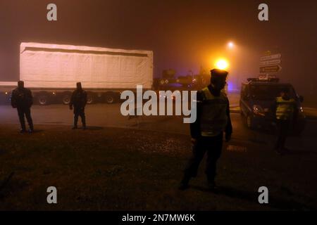 Transport of uranium containers Stock Photo - Alamy