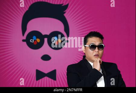 South Korean rapper Psy poses at the MTV Video Music Awards Photo Press ...