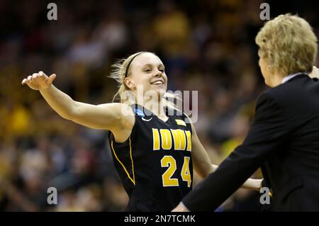Iowa guard Jaime Printy reacts at the end of a first-round game against ...