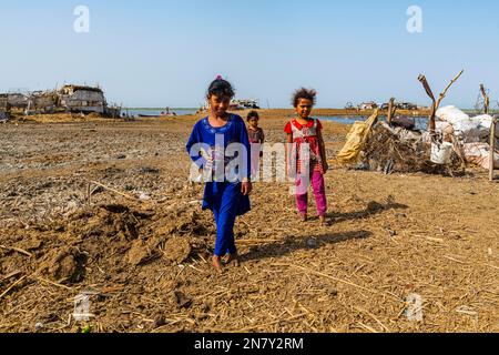 Marsh arab children, Mesopotamian Marshes, Ahwar of southern Iraq ...