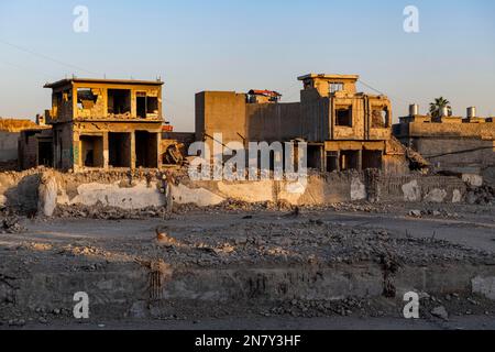 Destroyed houses from ISIS, Mosul, Iraq Stock Photo - Alamy