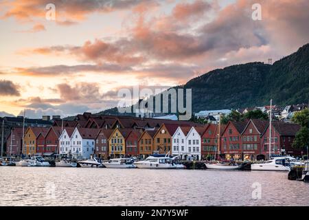 Hanseatic Quarter, Bryggen, evening mood, Unesco World Heritage Site ...