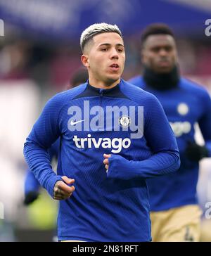Chelsea's Enzo Fernandez (8) warms up before the Club World Cup final ...