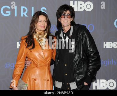 Musician Ric Ocasek and wife model Paulina Porizkova attend the HBO ...