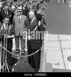On the arrival of the Soviet Head of State and Party Leonid Brezhnev by ...