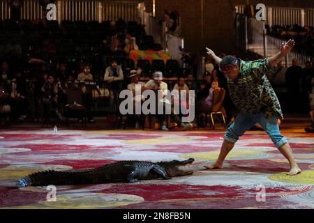 Seminole alligator wrestler Billy Walker of the Big Cypress Reservation ...