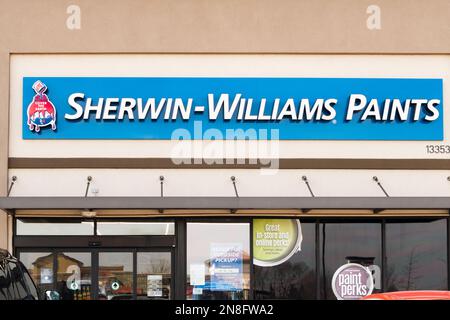 Storefront exterior of Sherwin-Williams exterior sign & logo. Wichita ...