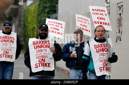 Food brands for bread or flour from the First World War, 1915. Unknown ...