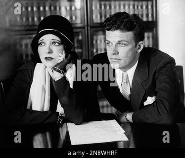 Clara Bow and Rex Bell during the Daisy DeVoe Trial circa 1930 File ...