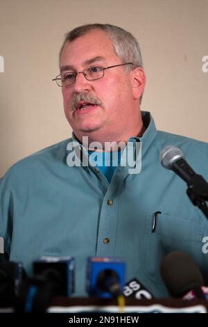 Bronx Zoo Director Jim Breheny speaks to the media during a news ...