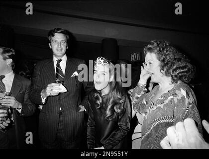 Brooke Shields with father, Frank Shields and mother,Terri Shields ...