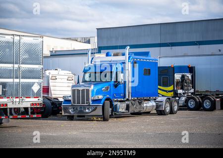 General logistic transportation different long haulers big rigs semi ...
