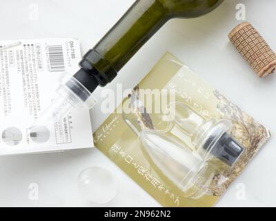 KAI I Douse Select DH-7180 Stock Photo - Alamy