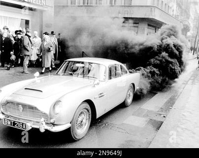 1965 Aston Martin DB5 rear light cluster Stock Photo - Alamy