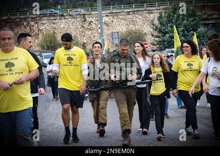 The Golani soldiers and citizens marching in the city of Golani ...