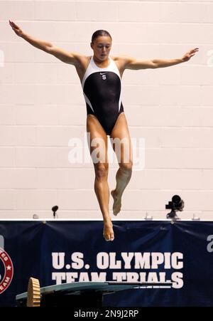 Cassidy Krug of the United States dives during women's 3-meter ...
