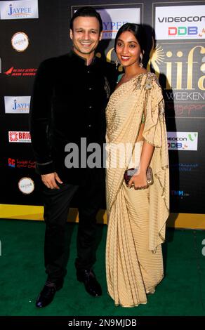 Bollywood actor Vivek Oberoi Priyanka Alva Oberoi Vivaan Veer Oberoi ...