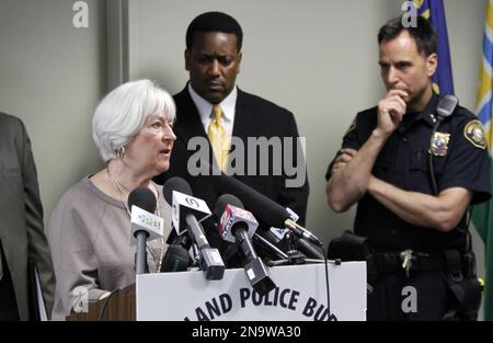 Candee Wilson speaks about her murdered daughter, Julie Reitz, at a ...
