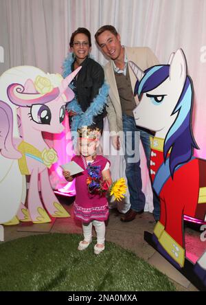 Kyle Lowder, Arianne Zucker and daughter Isabella at the Red CARpet ...